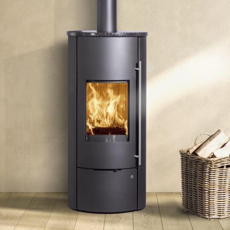 Wasserführender Kaminofen | Holzofen mit Wassertasche